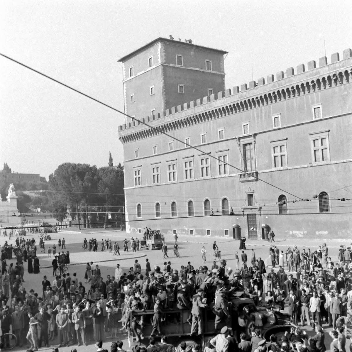 Capture Of Rome - Carl Mydans — Google Arts & Culture