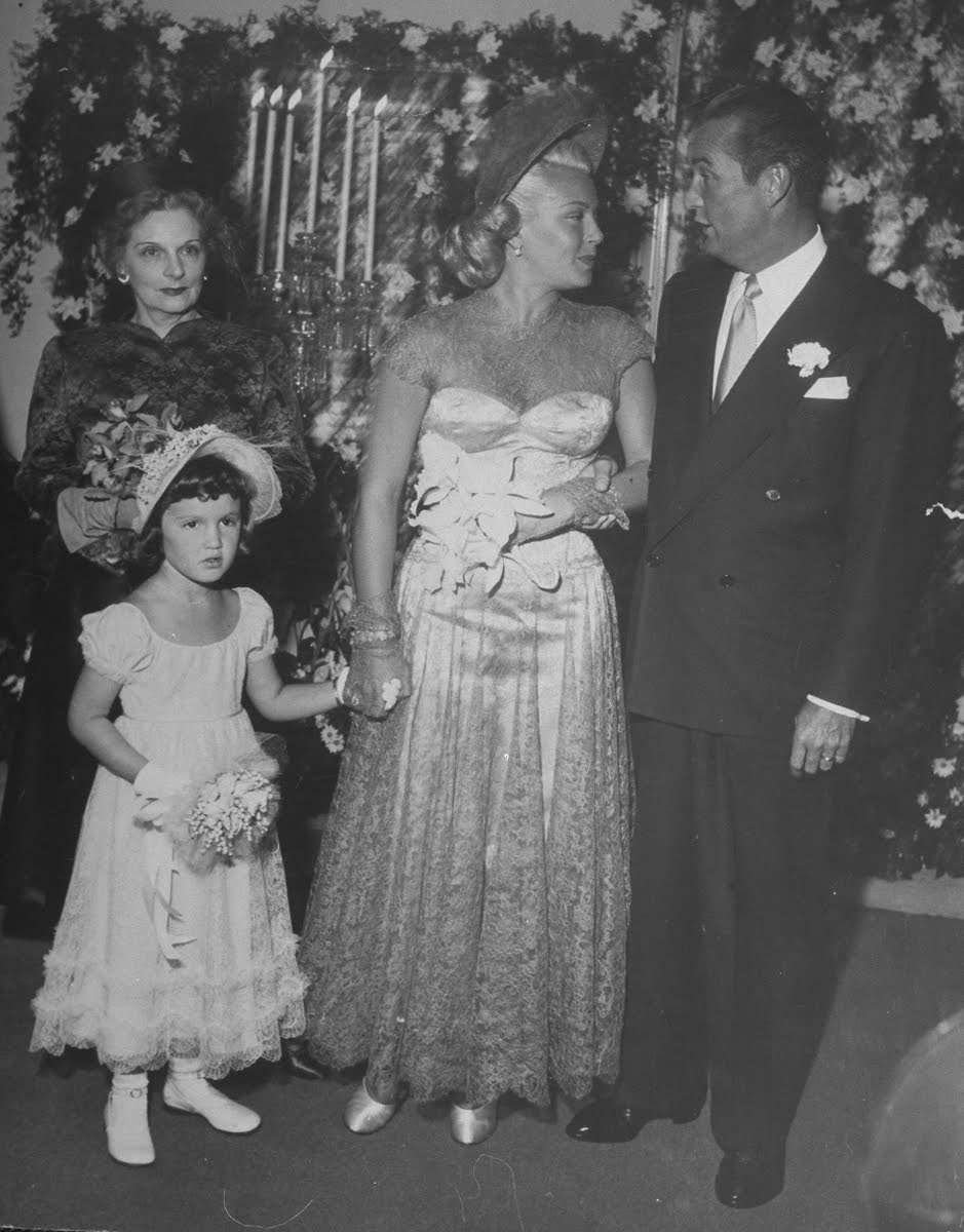 Lana Turner Wedding - Peter Stackpole — Google Arts & Culture