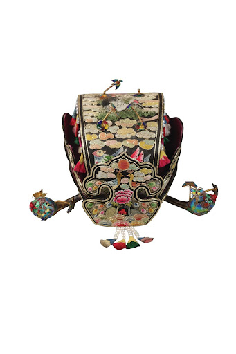 Hwagwan - Lee Young Hee — Google Arts & Culture