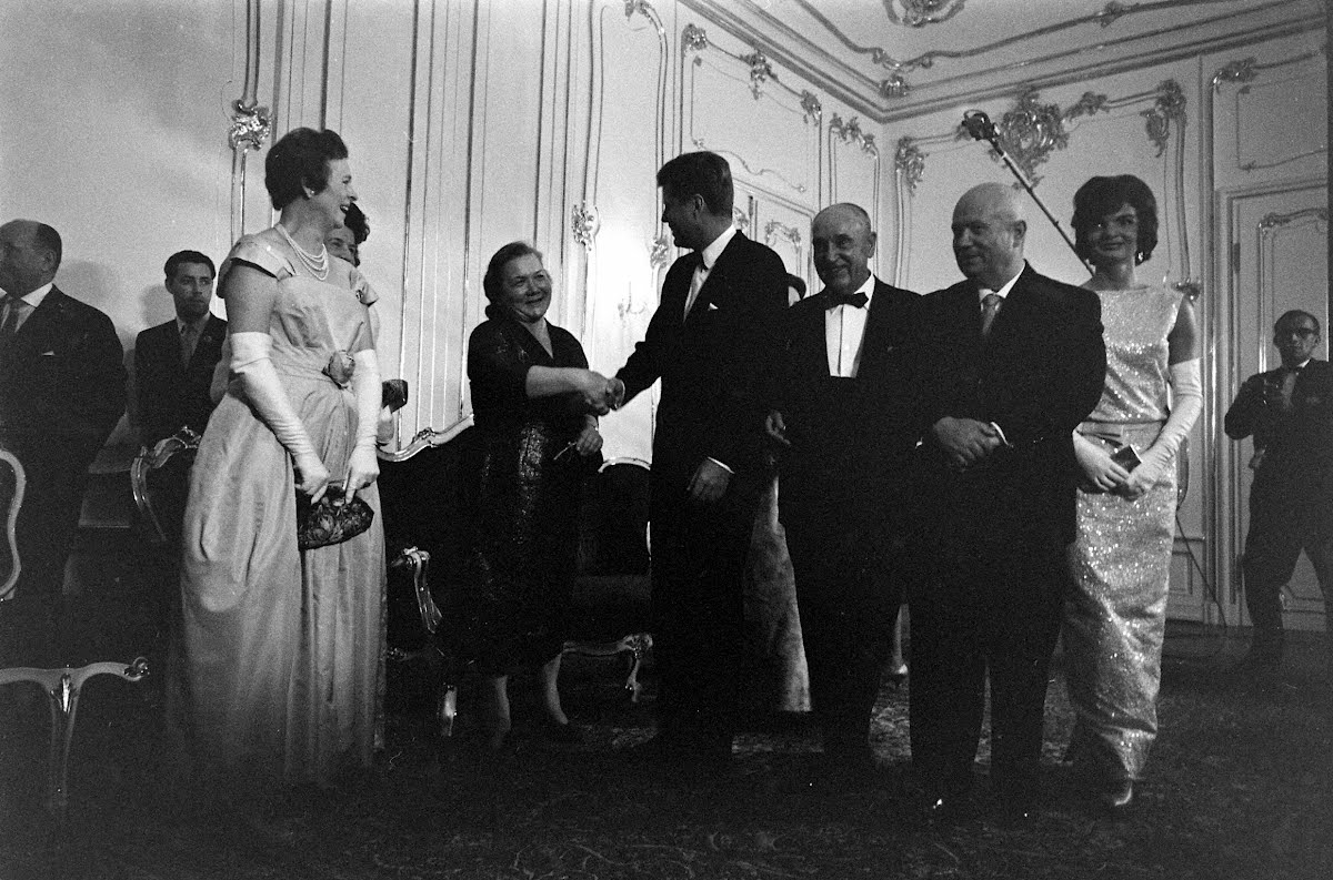 Vienna Summit - Paul Schutzer — Google Arts & Culture