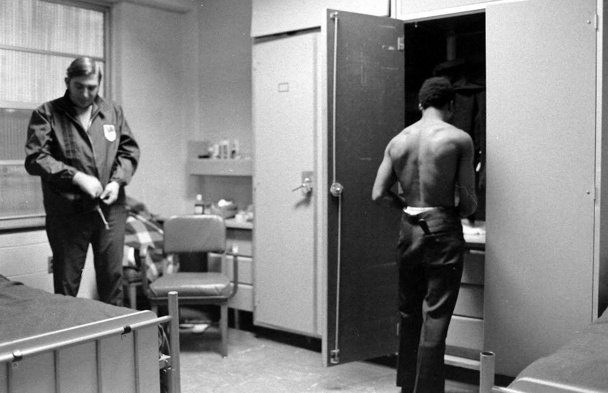 Bobby Hunter - Boxer - Ralph Morse — Google Arts & Culture