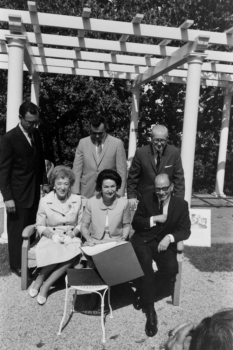 Lady Bird Johnson-Beautification Tour Of The Potomac - Stan Wayman ...
