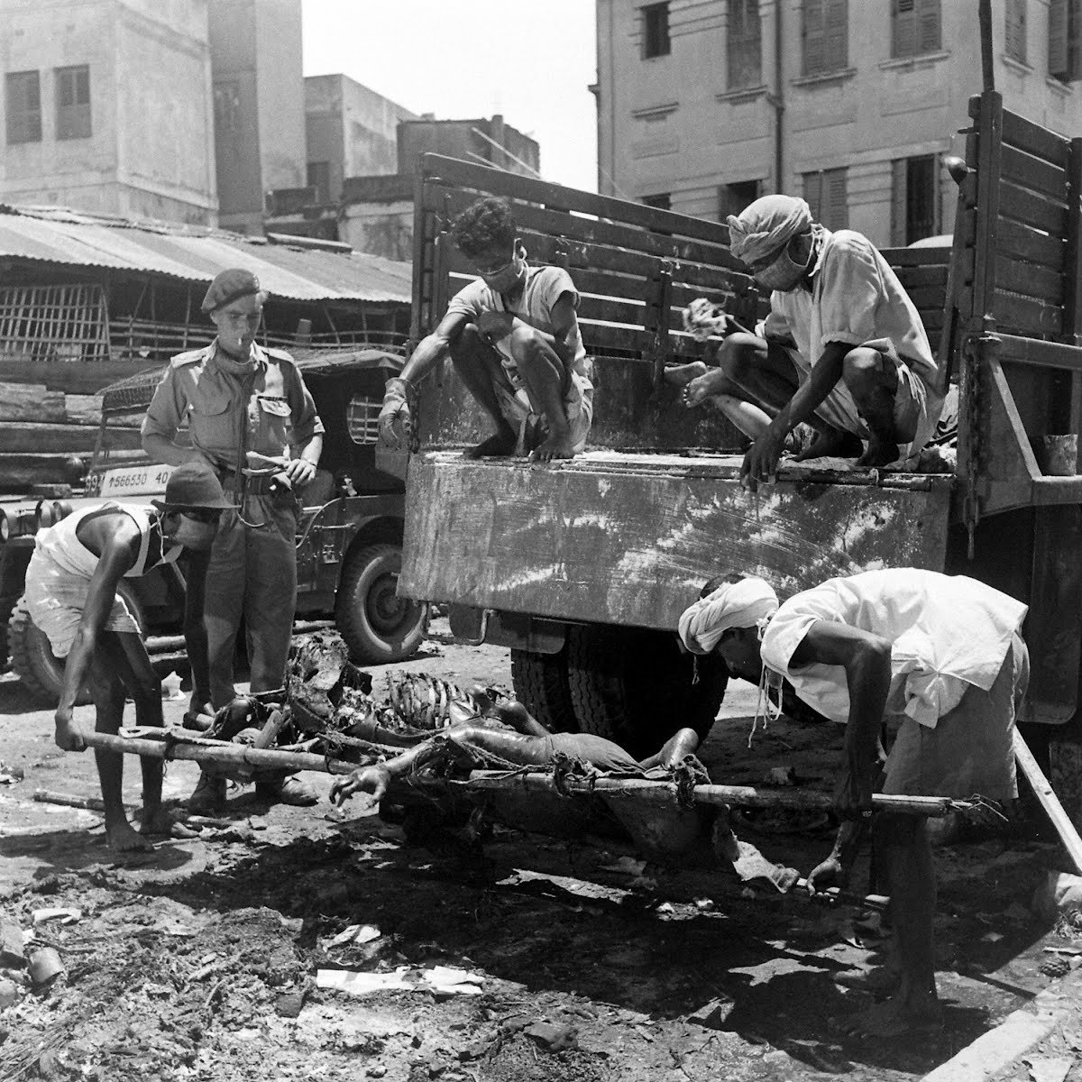 Aftermath Of Calcutta Riots - Margaret Bourke-White — Google Arts & Culture
