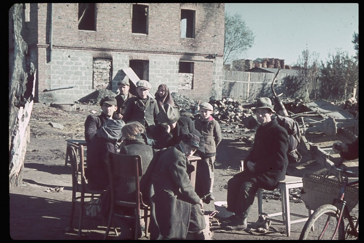 Hitler/Jaeger File - Hugo Jaeger — Google Arts & Culture