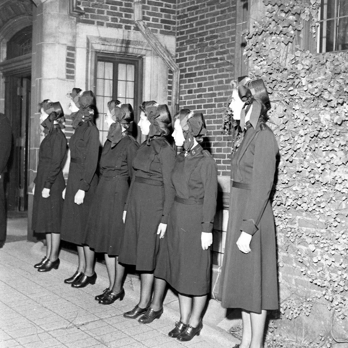 Salvation Army - Wallace Kirkland — Google Arts & Culture