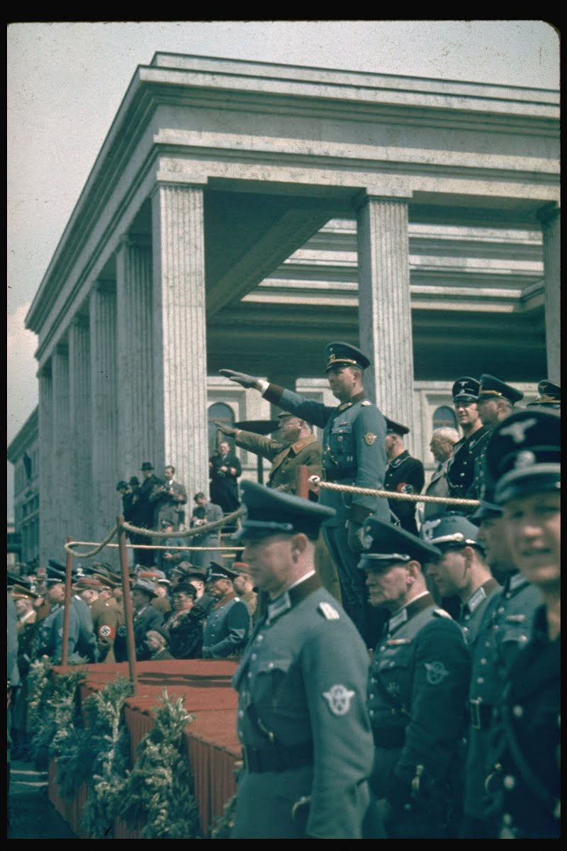 Hitler/Jaeger File - Hugo Jaeger — Google Arts & Culture