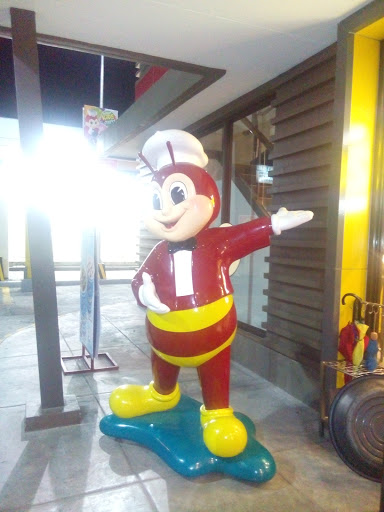 Jollibee Paciano Statue Portal in Saint Christopher Village First ...