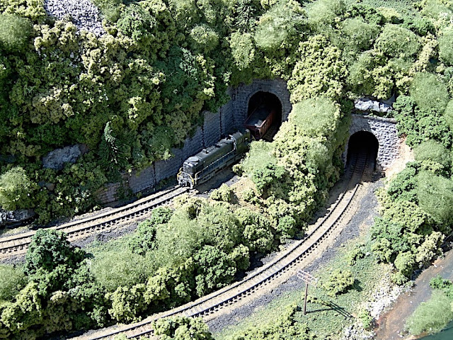 Scenic and Relaxed using Kato Unitrack - nScale.net