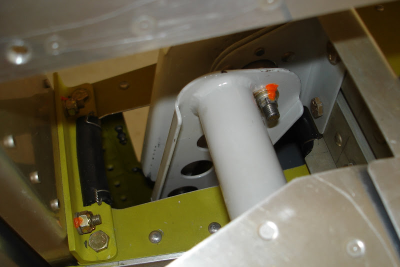 Cushioning of elevator horns against end stops? | Van's Air Force