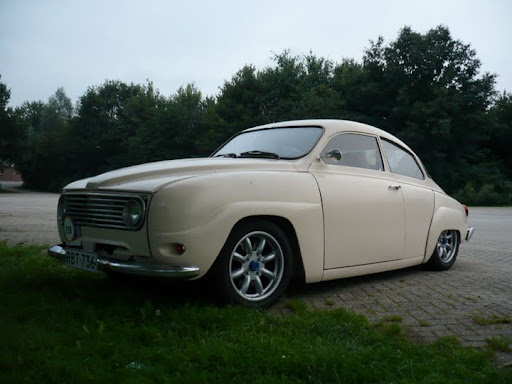 Lets see your slammed saabs! | Page 18 | Saab Link Forums