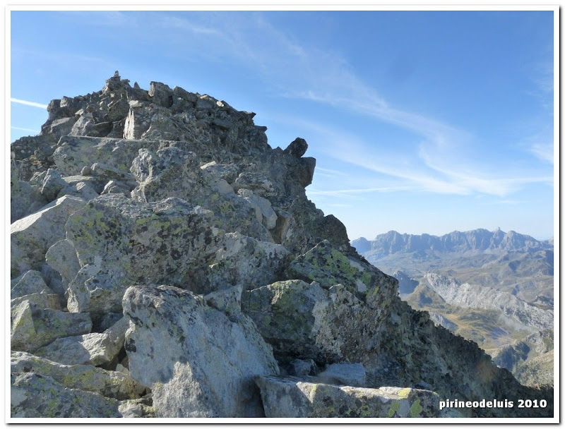 Un paseo por el Pirineo: Pico Arriel (2824 m) y Petit Arriel (2683 m)