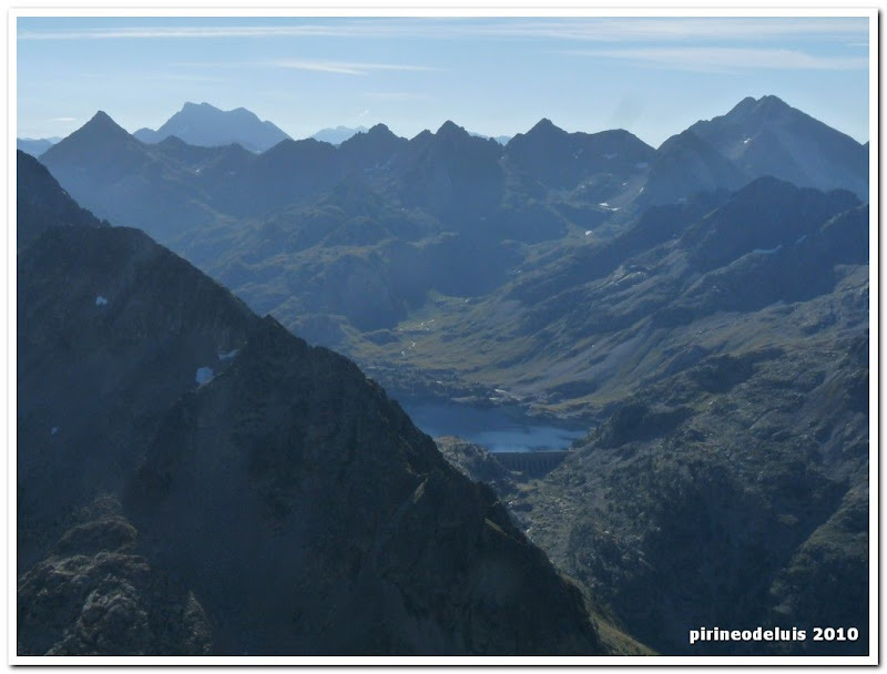 Un paseo por el Pirineo: Pico Arriel (2824 m) y Petit Arriel (2683 m)