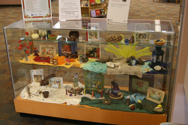 Homeschooling in the Rose Garden: Our nature table display