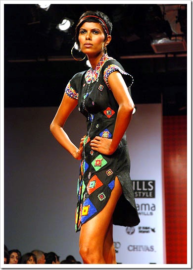 Women's Era: Ritu Kumar’s summer collection at Lakme Fashion Week