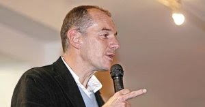 Quand Francois Reynaert remet les pendules françaises à l’heure