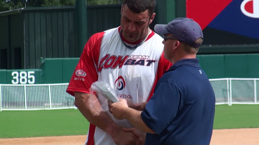 Rusty Bumgardner - www.softballcenter.comwww.softballcenter.com