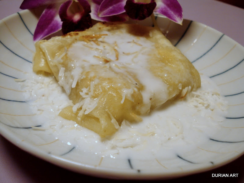 Thailand street banana roti, with coconut | GOURMANDE in OSAKA