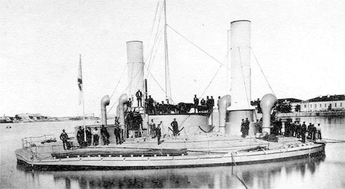 EL BARCO DE GUERRA CIRCULAR QUE NO PODÍA NAVEGAR EN LINEA RECTA (1870 ...