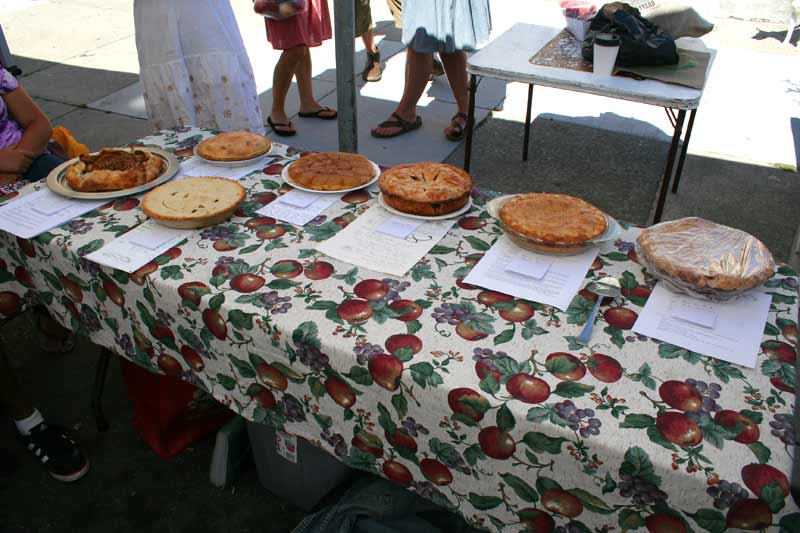 Scenes from a Pie Contest