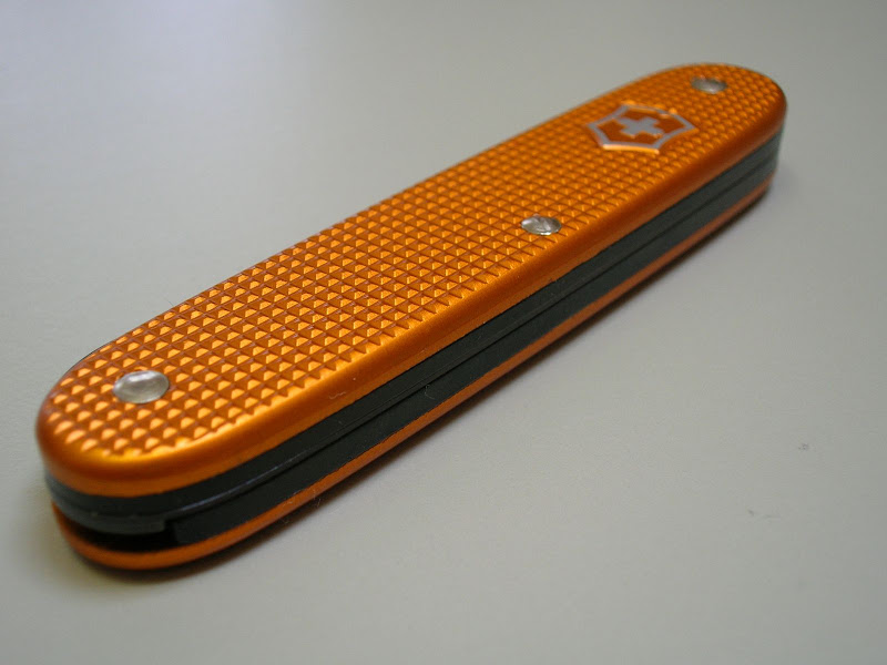 New Victorinox alox "black blade" is out.