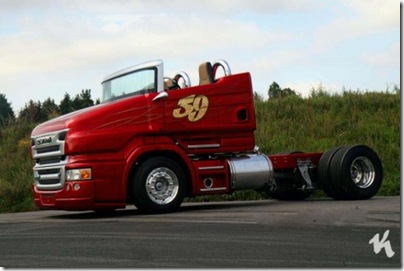 Bizarrices Automotivas: Scania R999 “Red Pearl”