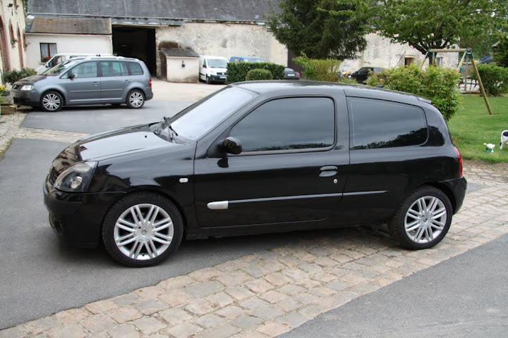 Clio 2.3 Initiale 1.5L dCi 100 de zekalimero (photos p 16 vitres teintées)