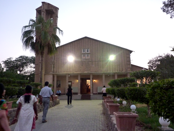 Isla de Nebz: Ahmadi Church in Kuwait
