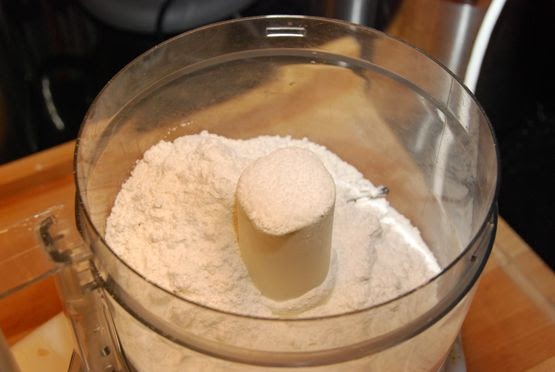 Tutorial: How To Make Perfect, Flaky Pie Crust