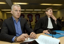 Kort geding Koos Hertogs vs. de Vries | Uitzending VERBODEN