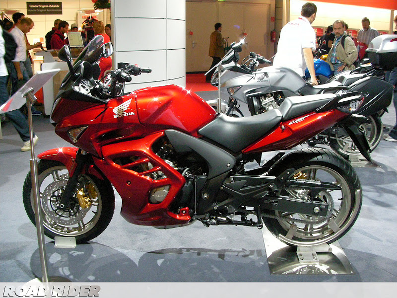 ROAD RIDER: CB1300,CBF1000,Varadero1000,Varadero125 & DN-01