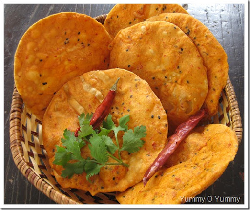 Pappada Boli/Vada | Yummy O Yummy