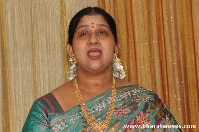 Tolly Girls Saree Pictures Of Old Actress Kavitha Aunty