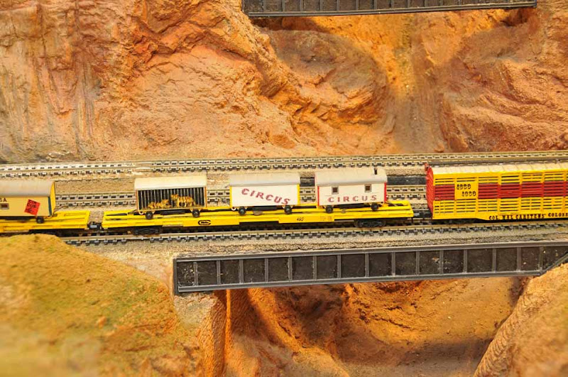 Col. Hal Carstens Circus Train. MT Eat your heart out! - N and Z Scales ...