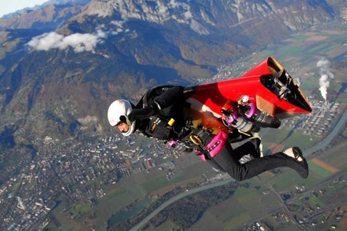 The Flying Man | Amusing Planet