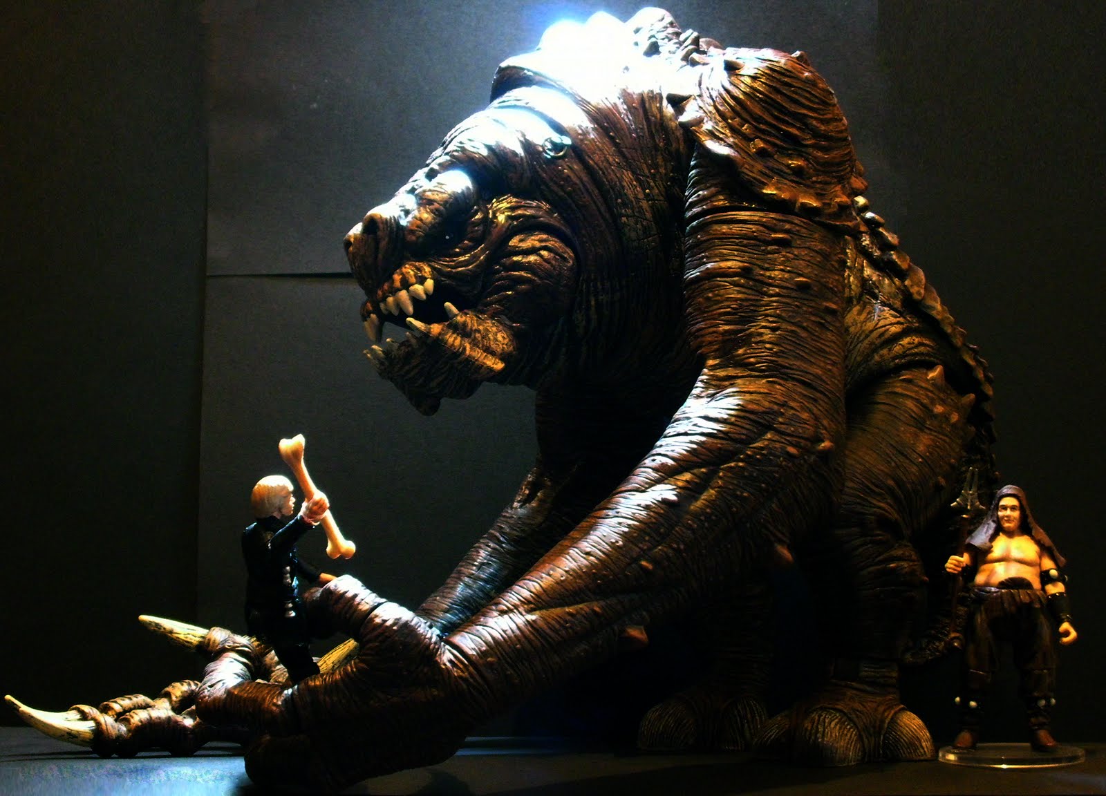 Movie Monsters to Scale : r/movies