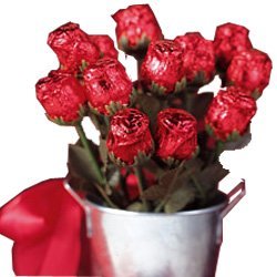 Sweetheart Chocolate Rose Candy Bouquet - 1 Dozen Roses in a Gift ...