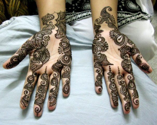 Mehndi Colors: Mehndi Designs for Hands vol. 8