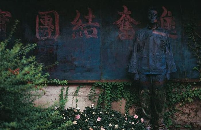 Liu Bolin’s Art of Being Invisible | Amusing Planet