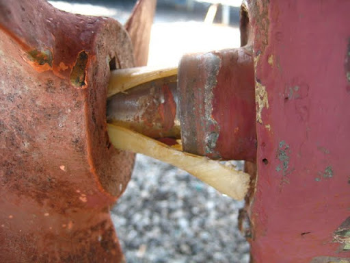 Prop shaft reducer/bushing? | SailNet Community