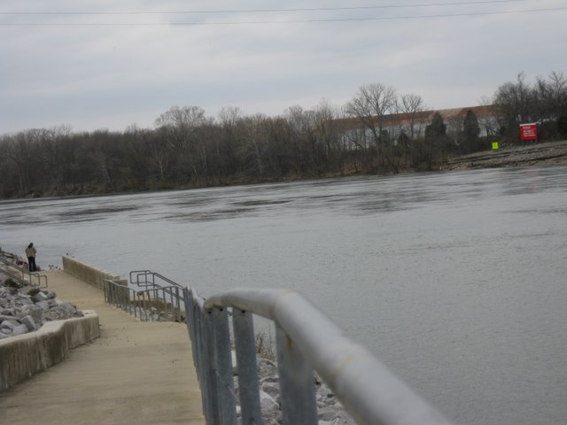A Swift Ride: Old Hickory Lock and Dam with Jeff and Angie