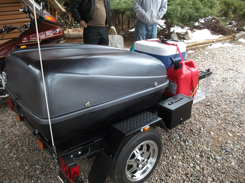 Pics of my new Piggy Backer | Steve Saunders Goldwing Forums