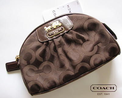 Ladyshopaholics: Coach Cosmetic Bag- Madison OP Art Large Cosmetic ...