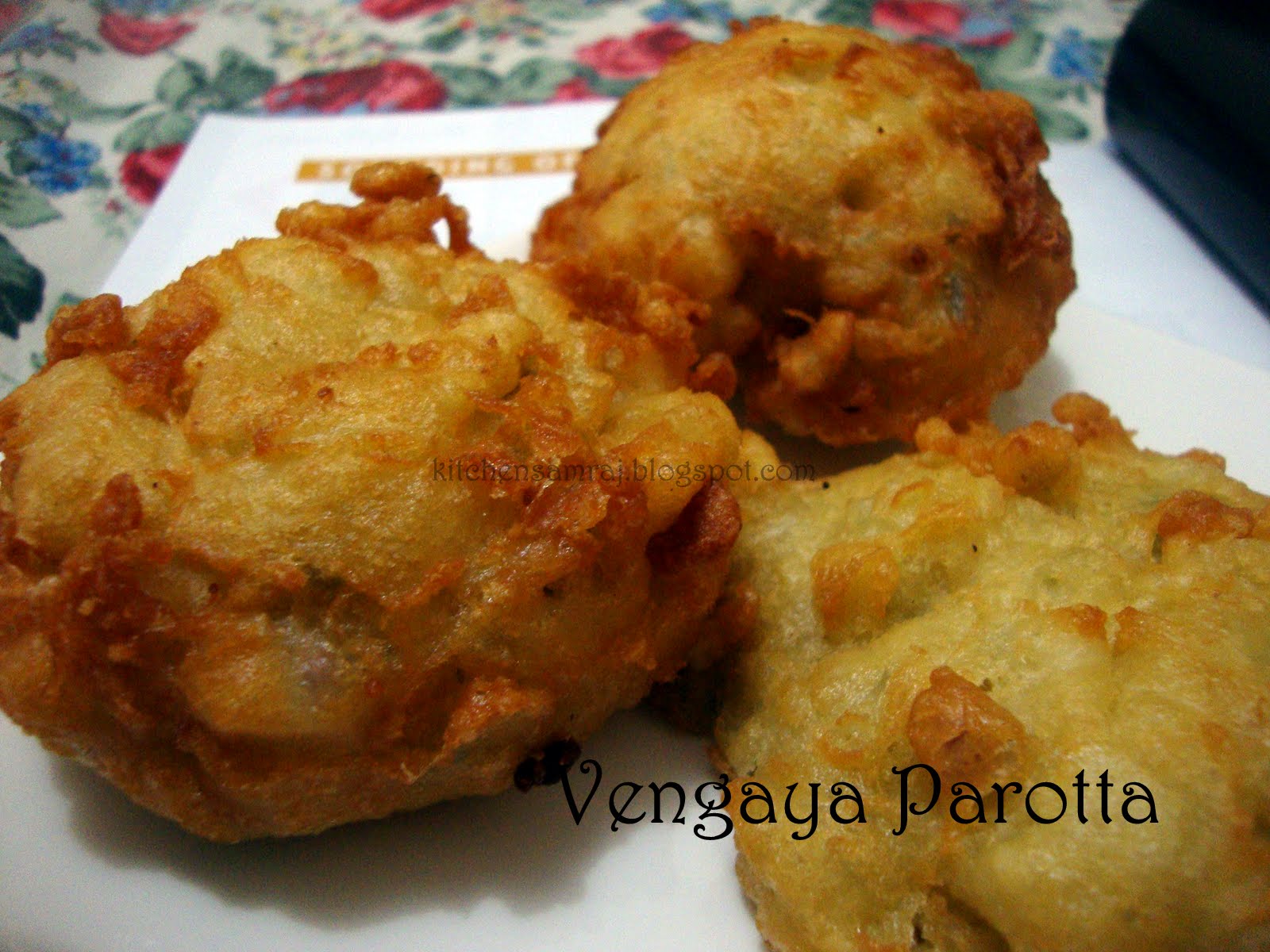 Vengaya Parotta/ Fried Onion Parotta | Kitchen Samraj!