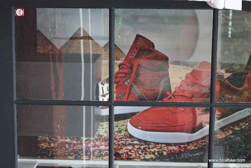 Blue Bee Style: Creative Recreation Window Display at Blue Bee Men