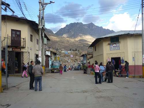Oyón, capital carbonifera y cuna del arpa : Lugares Turísticos Región Lima