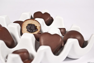 Aszalt szilvával töltött marcipán bonbon ~ Receptműves