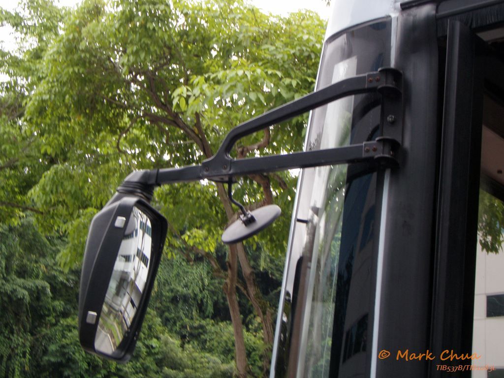 (buses[IN]gapore!): Chitson's Mercedes OC500LE - PA9588S