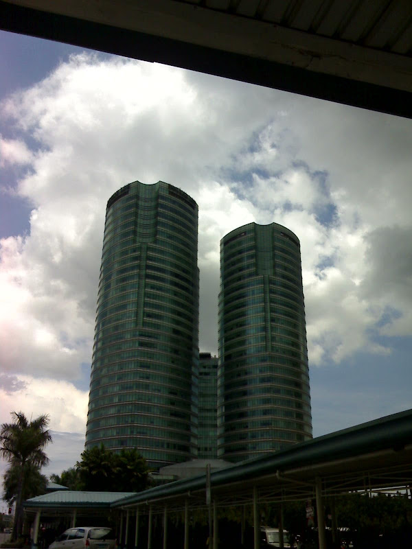 Insular Life Center | METRO MANILA | 34F+?F | 140m+132m ...