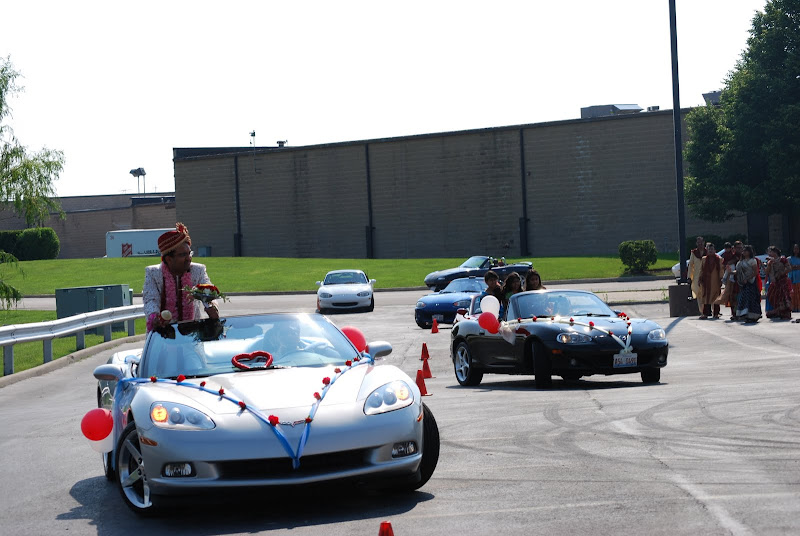 Chicago Folks Needed your help with our Wedding, Miata parade involved ...