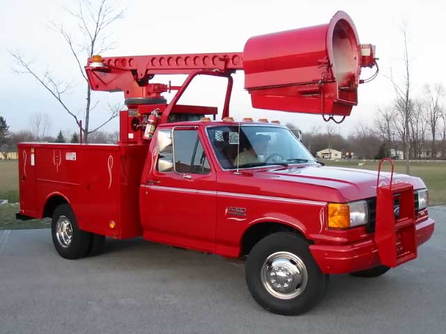 Ford Bucket Truck Overview - Ford-Trucks.com